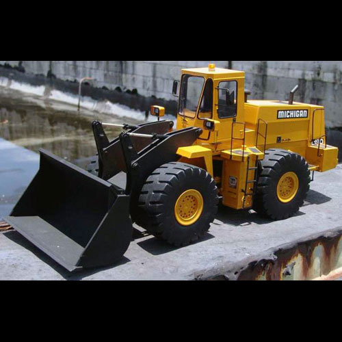 Michigan Frontend Loader Tractor - KFS