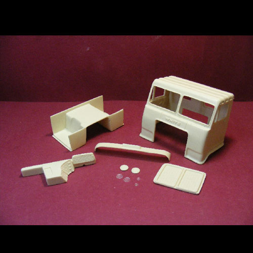 White Road Commander COE Daycab - Aussie Resin Models